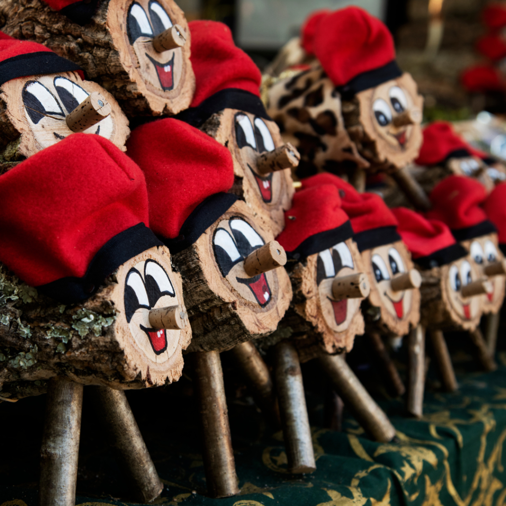 El tió de nadal (catalan christmas tradition in spain) - AnnaSpanish